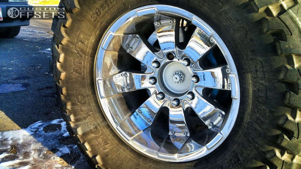 2008 Dodge Ram 2500 with 18x10 -24 Ultra Mako and 38/15.5R18 Toyo Tires ...