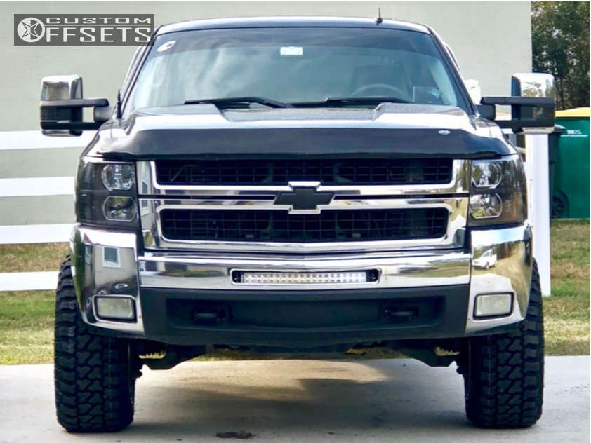 2009 Chevrolet Silverado 2500 HD with 20x12 -44 Hostile Sprocket and ...