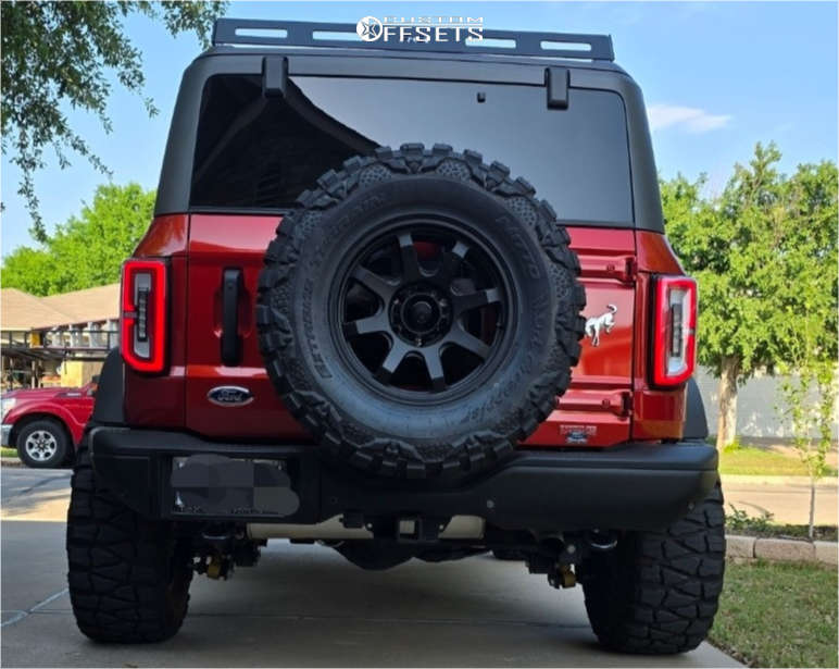 2023 Ford Bronco with 17x8.5 -10 Vision Flow and 33/12.5R17 Nitto Mud ...