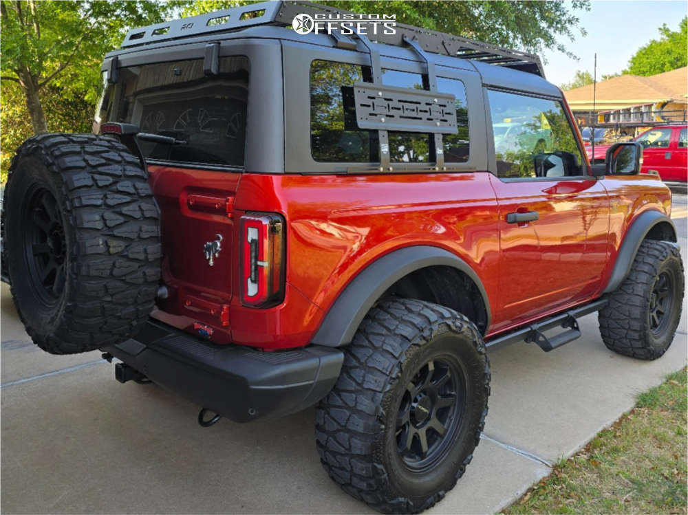 2023 Ford Bronco with 17x8.5 -10 Vision Flow and 33/12.5R17 Nitto Mud ...