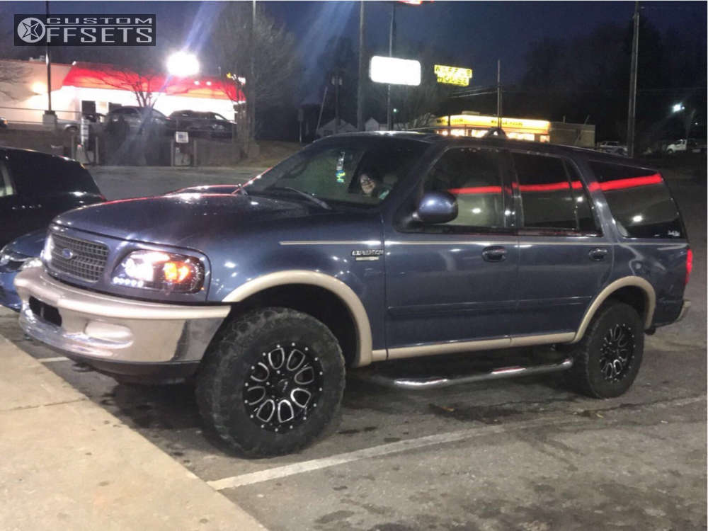 1998 Ford Expedition with 17x9 18 Helo He879 and 285/70R17 Fierce ...