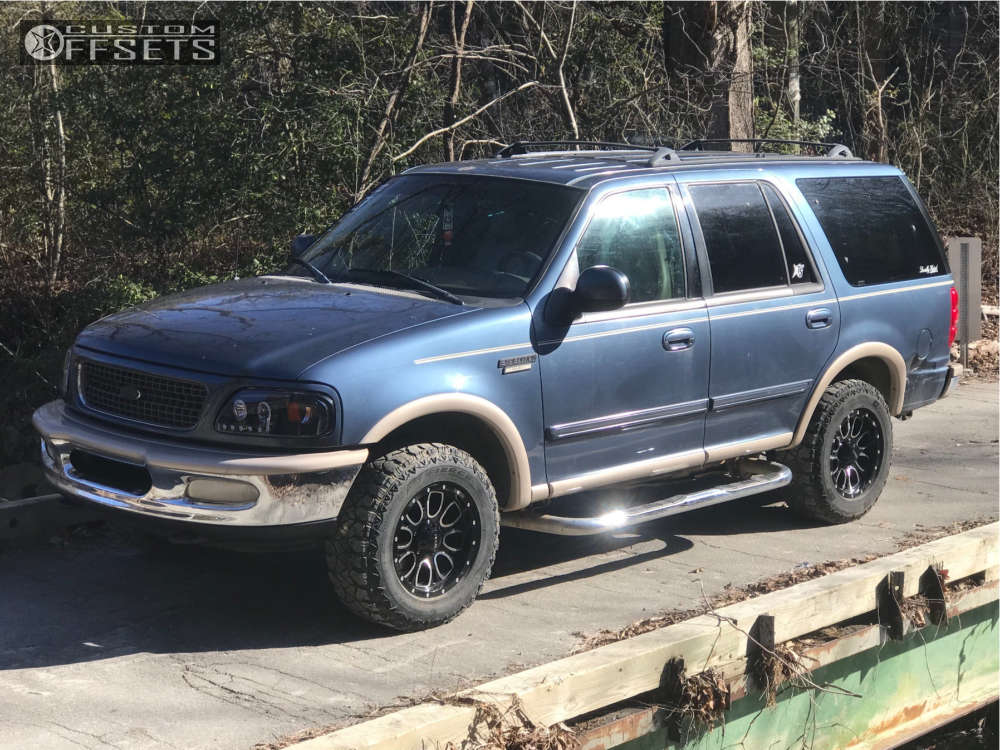 1998 Ford Expedition with 17x9 18 Helo He879 and 285/70R17 Fierce ...