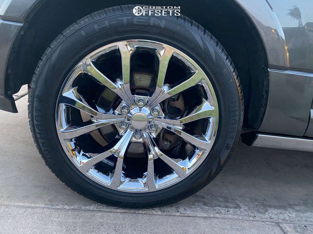 2015 Ford Expedition with 22x9.5 44 Factory Reproductions Fr52 and 285 ...