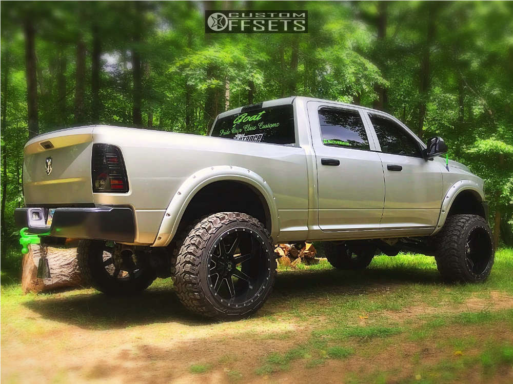 2012 Dodge Ram 2500 with 24x14 -76 Xtreme Mudder Xm-304 and 37/13.5R24 ...