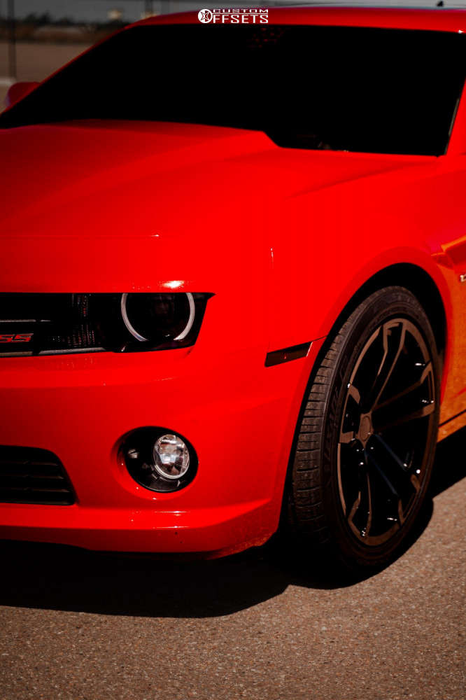2010 Chevrolet Camaro with 20x10 23 Factory Reproductions Fr41 and 275 ...