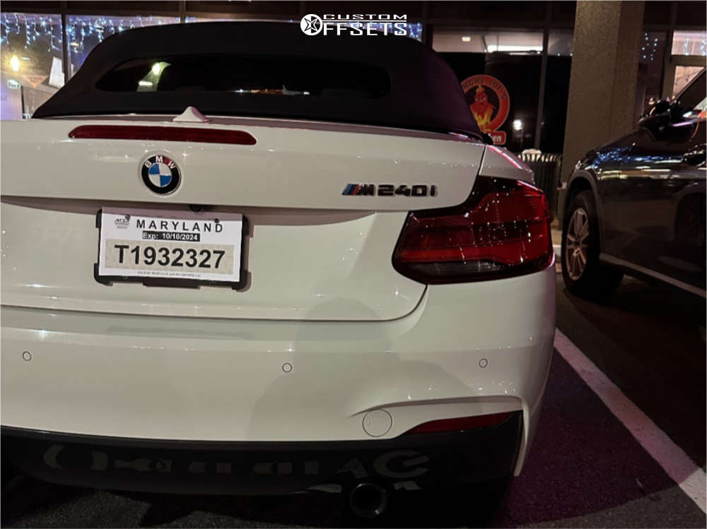 2018 BMW M240i with 18x8.5 35 Forgestar F14 and 225/40R18 Michelin ...