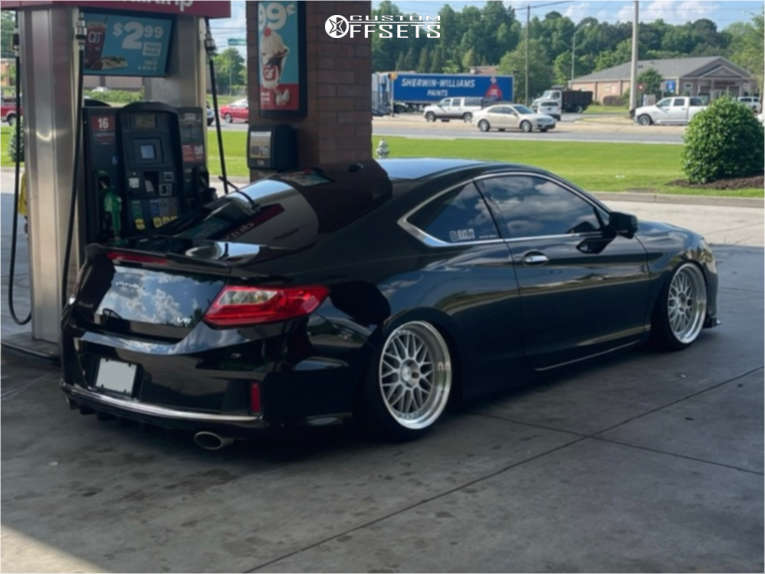 2015 Honda Accord with 19x9.5 22 Aodhan Ah02 and 225/35R19 Fullway ...