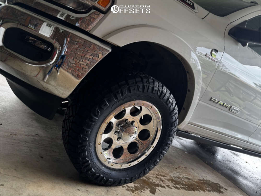 2021 Ram 2500 with 20x9 0 Mickey Thompson Classic Pro and 35/12.5R20 ...