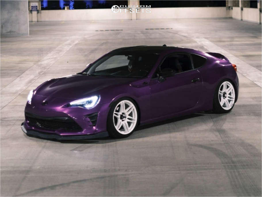 2017 Toyota 86 with 18x8.5 22 Cosmis Racing Mrii and 225/40R18 Arroyo ...