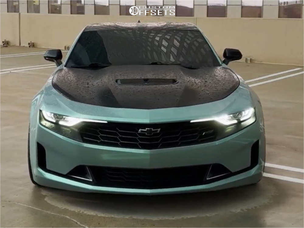 2022 Chevrolet Camaro with 19x10 20 Apex Sm-10 and 285/35R19 Nitto ...