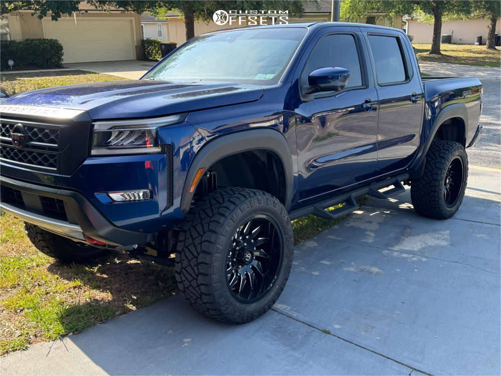 2022 Nissan Frontier with 20x10 -18 Fuel Saber and 33/12.5R20 Nitto ...