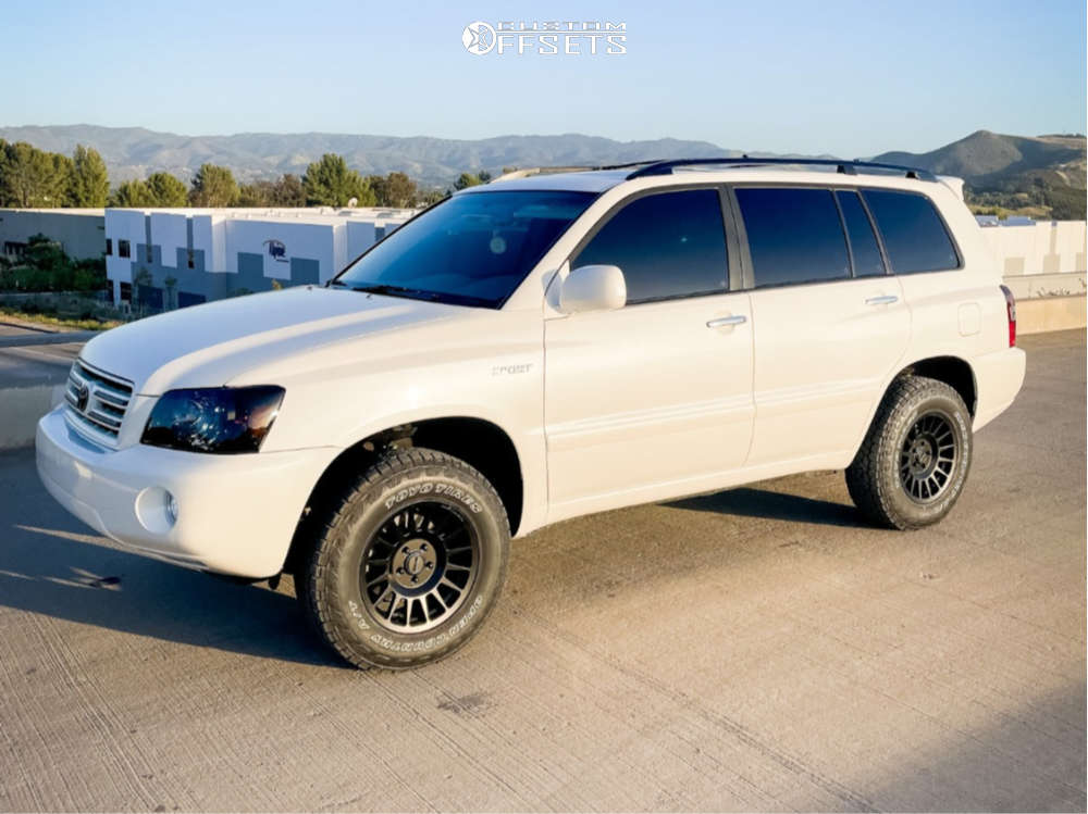 2007 Toyota Highlander with 16x7 30 Method MR707 and 235/70R16 Toyo ...
