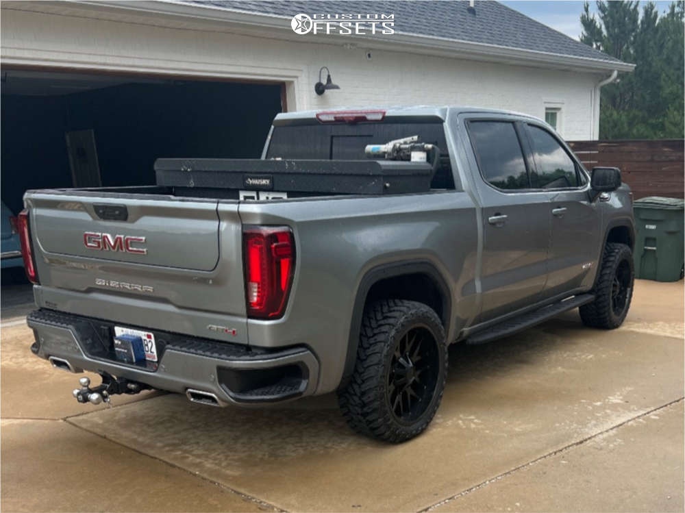 2025 GMC Sierra 1500 with 22x10 -19 Hardrock Affliction and 33/12.5R22 ...