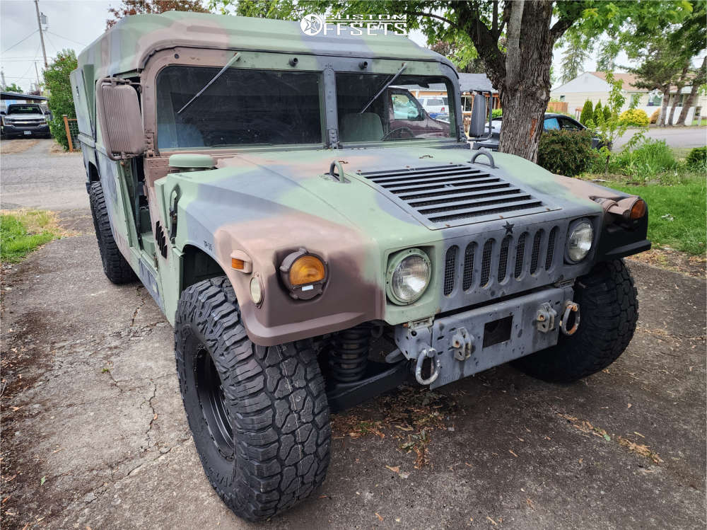 2002 Hummer M1097a2 with 17x9 0 Raceline Rockcrusher and 38/13.5R17 ...