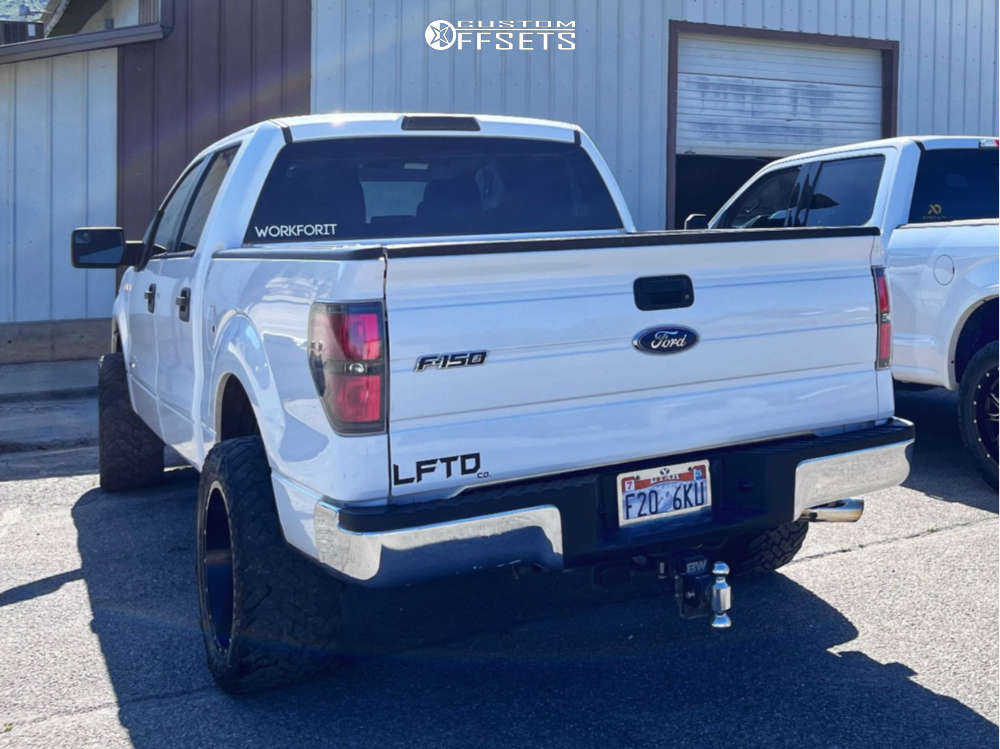 2014 Ford F-150 with 20x12 -44 Fuel Maverick and 33/12.5R20 Kelfire Dmr ...
