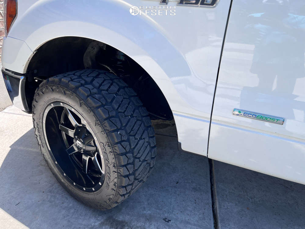 2014 Ford F-150 with 20x12 -44 Fuel Maverick and 33/12.5R20 Kelfire Dmr ...