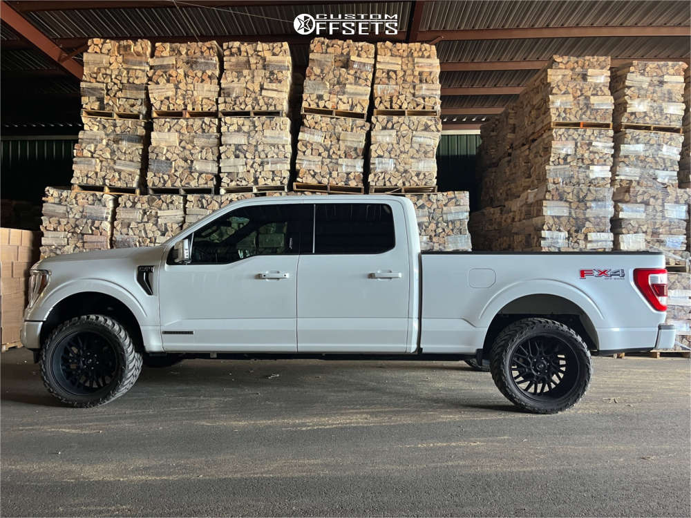 2022 Ford F-150 with 22x10 -19 Vision Brawl and 33/12.5R22 AMP Mud ...