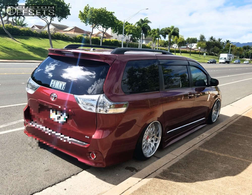 2015 Toyota Sienna with 21x10.5 25 VIP Modular Vx110 and 245/35R21 ...