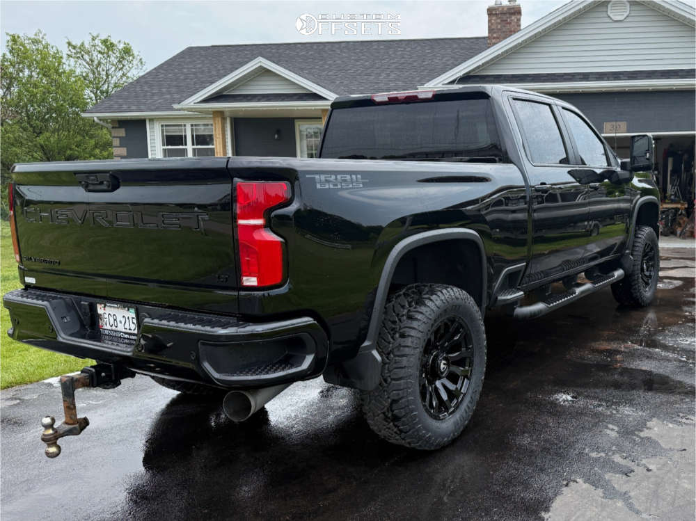2025 Chevrolet Silverado 2500 HD with 20x9 1 Fuel Blitz and 35/12.5R20 ...