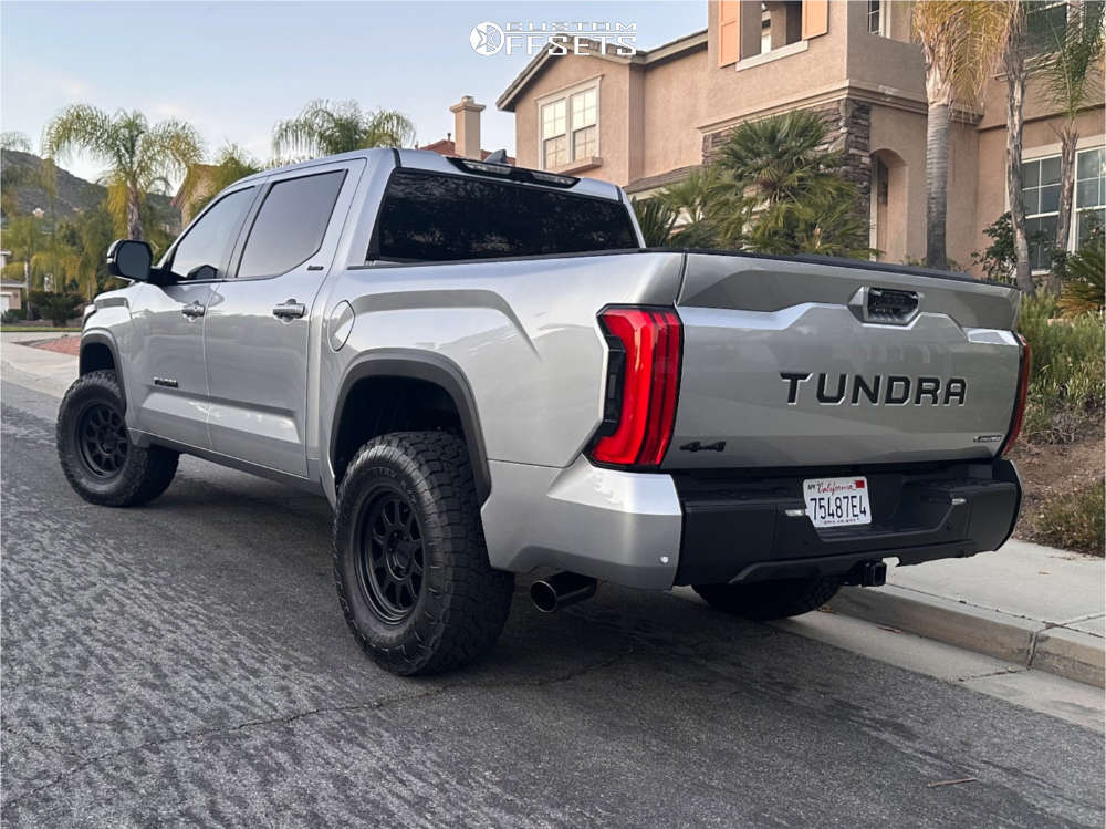 2025 Toyota Tundra with 18x9 18 Method Mr316 and 35/12.5R18 Toyo Tires ...