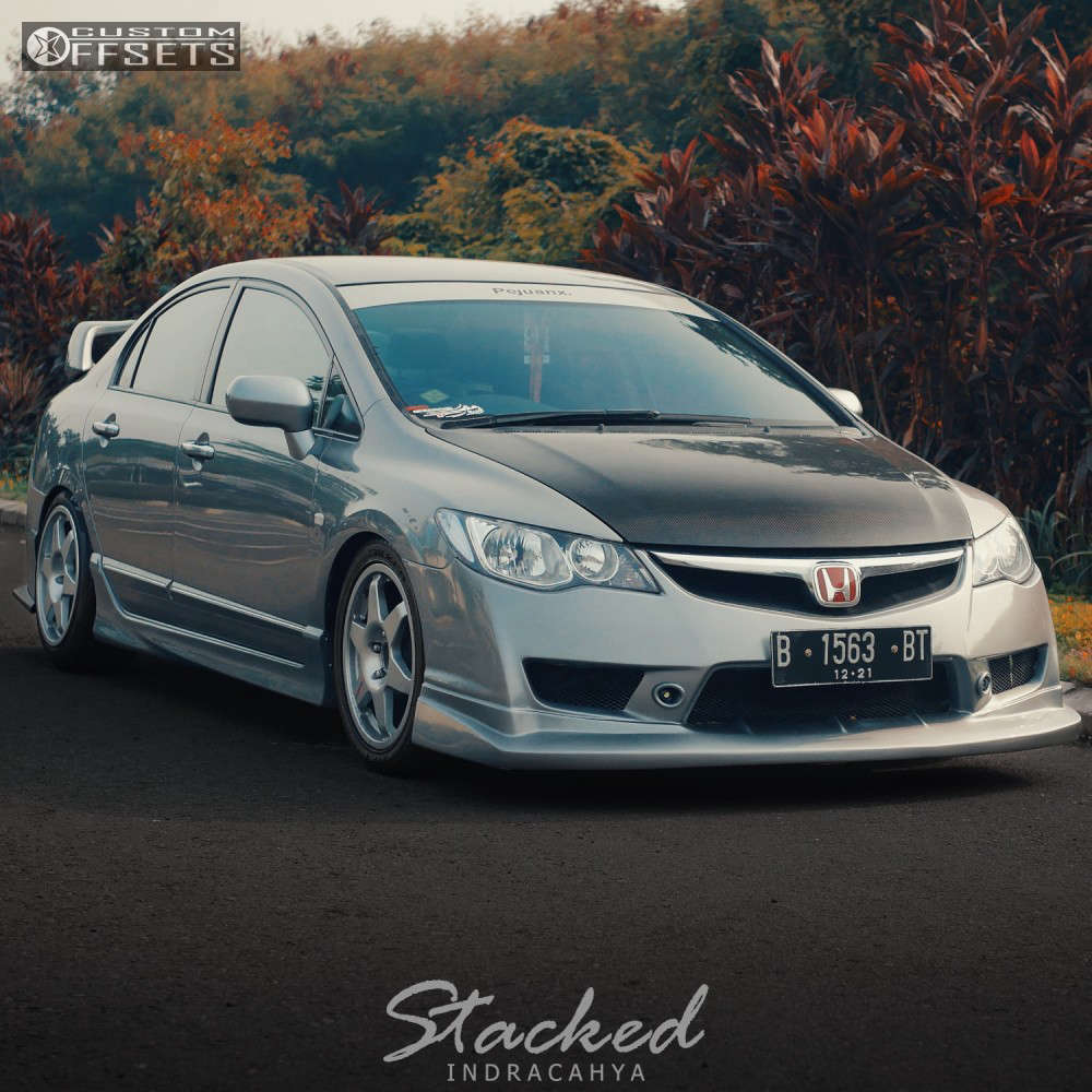 2006 Honda Civic with 17x7.5 42 Speedline Corse 2108 and 215/50R17 ...