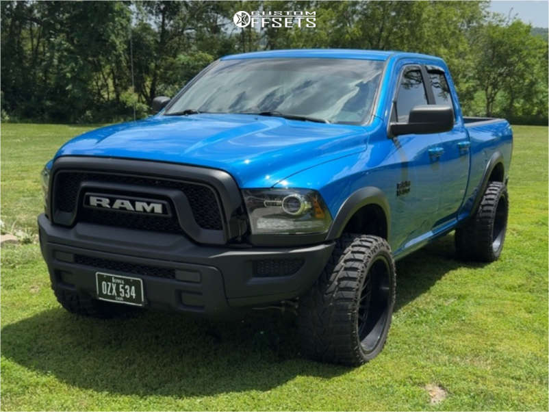 2022 Ram 1500 Classic with 22x12 -51 Vision Rapier and 33/13.5R22 ...