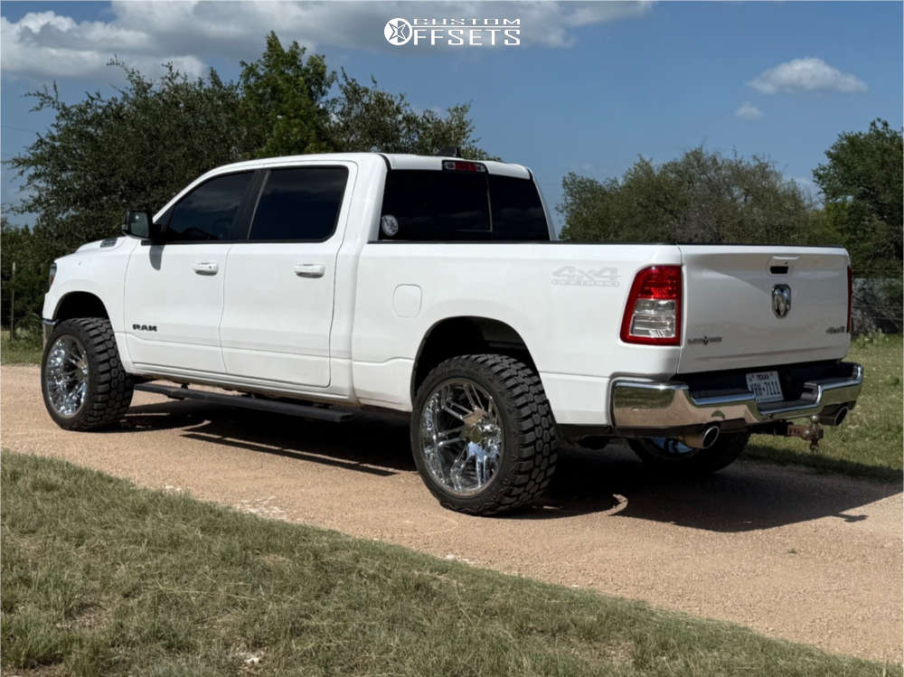 2021 Ram 1500 with 22x12 -51 ARKON OFF-ROAD Davinci and 33/12.5R22 RBP ...