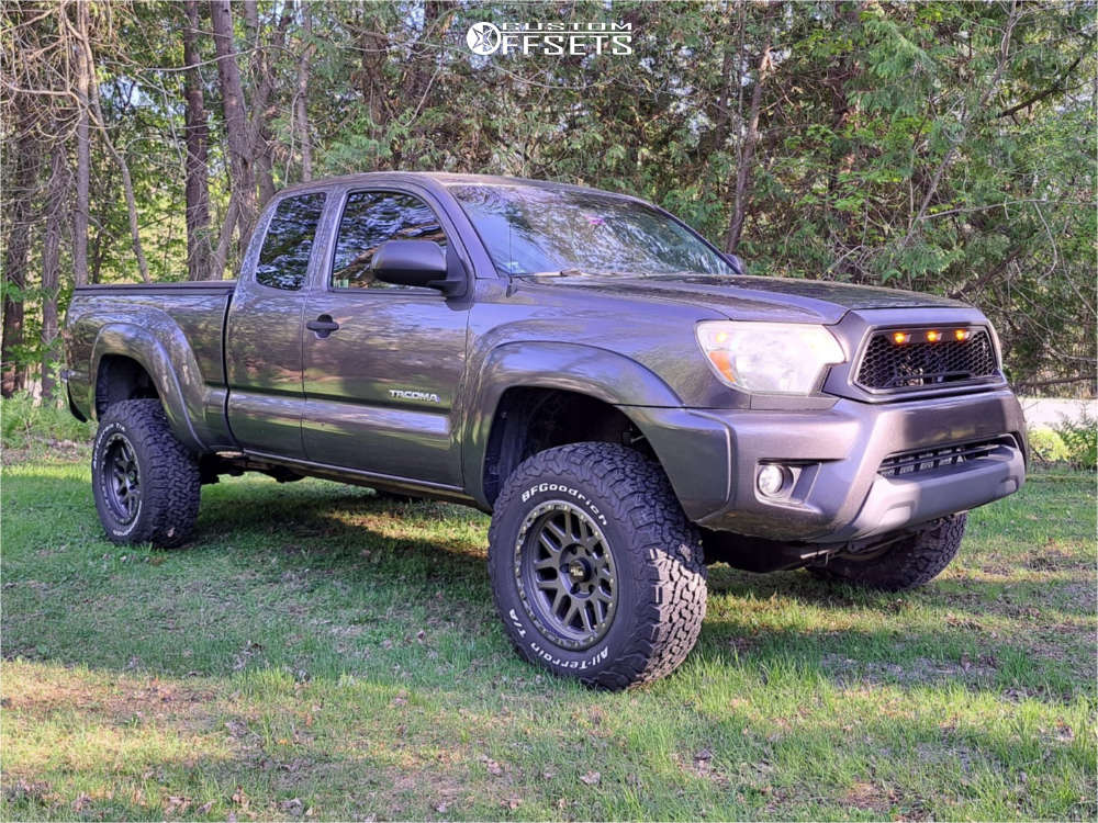 2012 Toyota Tacoma with 17x9 -12 Rock Trix Rt110 and 265/70R17 ...