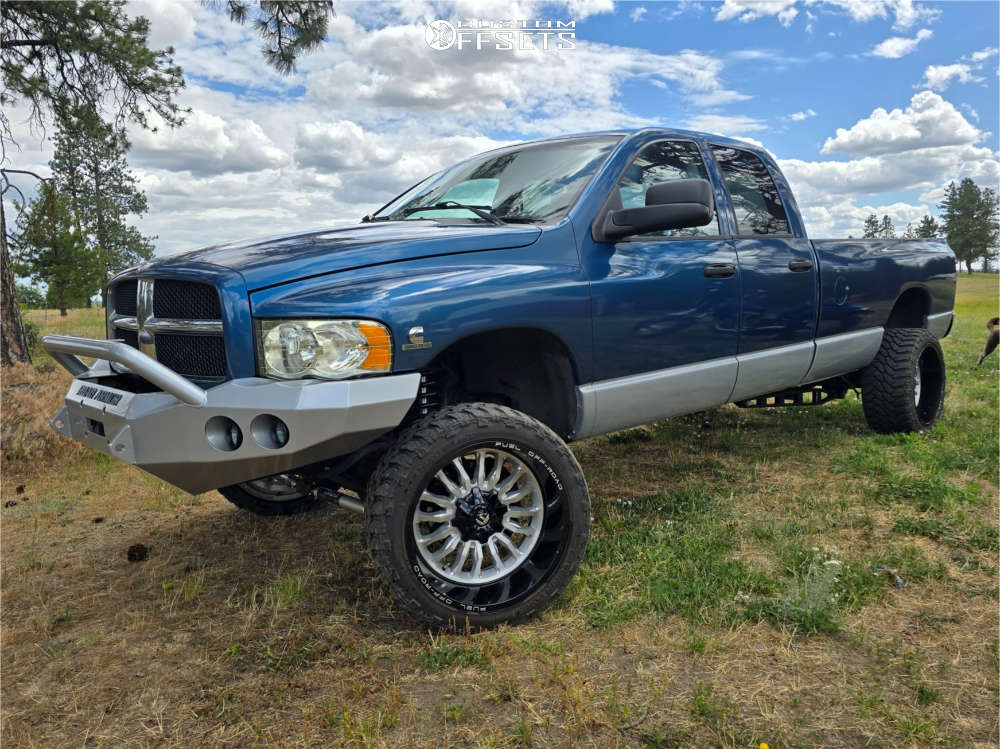 2003 Dodge Ram 2500 with 22x12 -44 Fuel Arc and 33/12.5R22 Venom Power ...