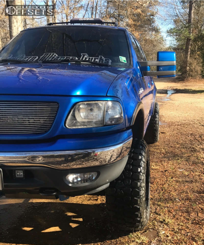 2001 Ford F-150 with 20x12 -44 Moto Metal Mo979 and 35/12.5R20 Ironman ...