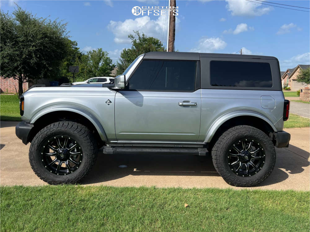 2023 Ford Bronco with 20x9 1 Fuel Vandal and 35/12.5R20 Falken Wildpeak ...