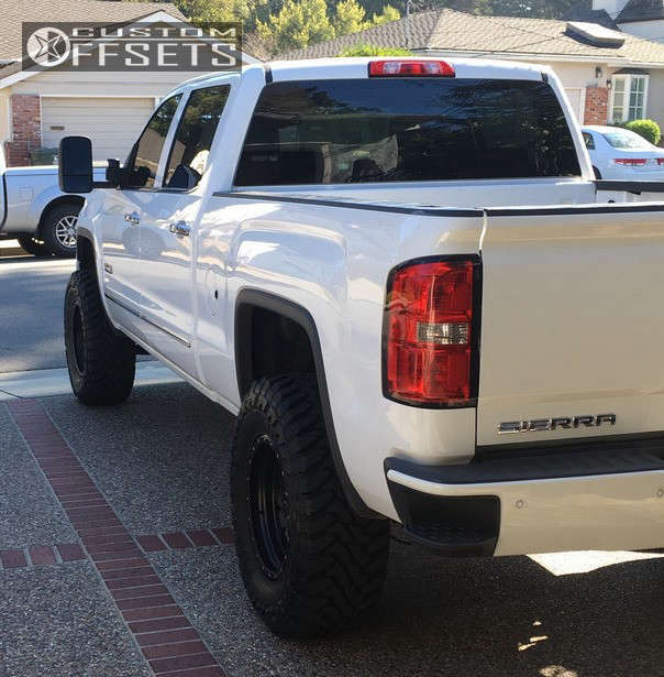 2014 GMC Sierra 1500 with 18x9 -12 Raceline Defender and 35/12.5R18 ...
