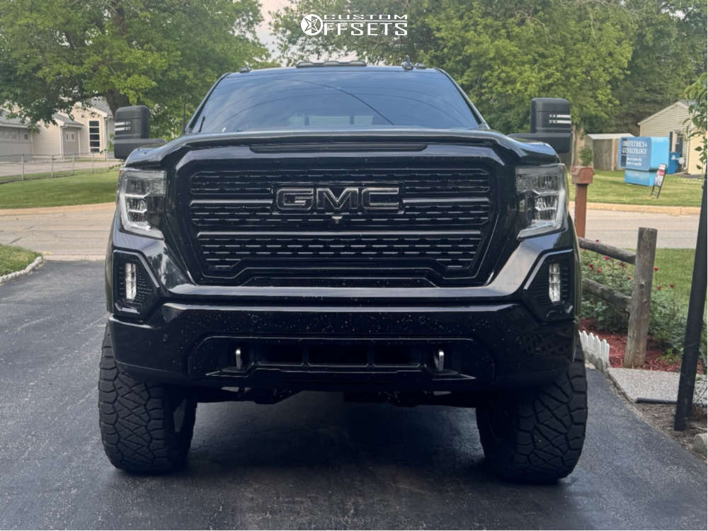 2021 GMC Sierra 1500 with 22x10 -18 Fuel Reaction and 37/13.5R22 Nitto ...