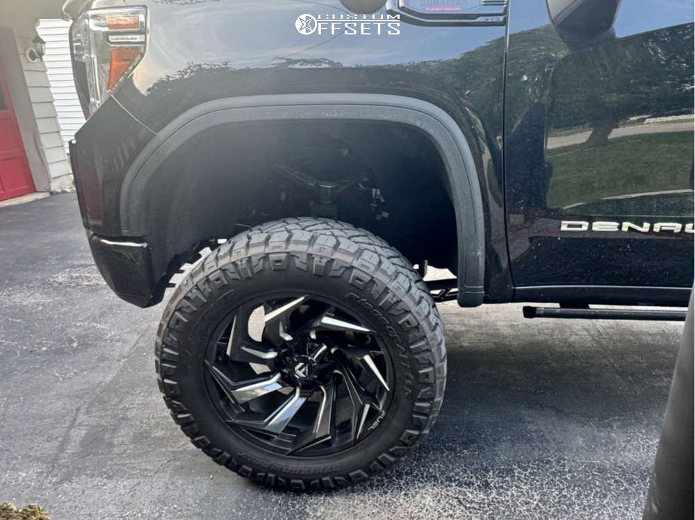 2021 GMC Sierra 1500 with 22x10 -18 Fuel Reaction and 37/13.5R22 Nitto ...