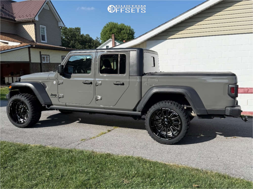 2020 Jeep Gladiator with 22x12 -44 Off Road Monster M17 and 33/12.5R22 ...