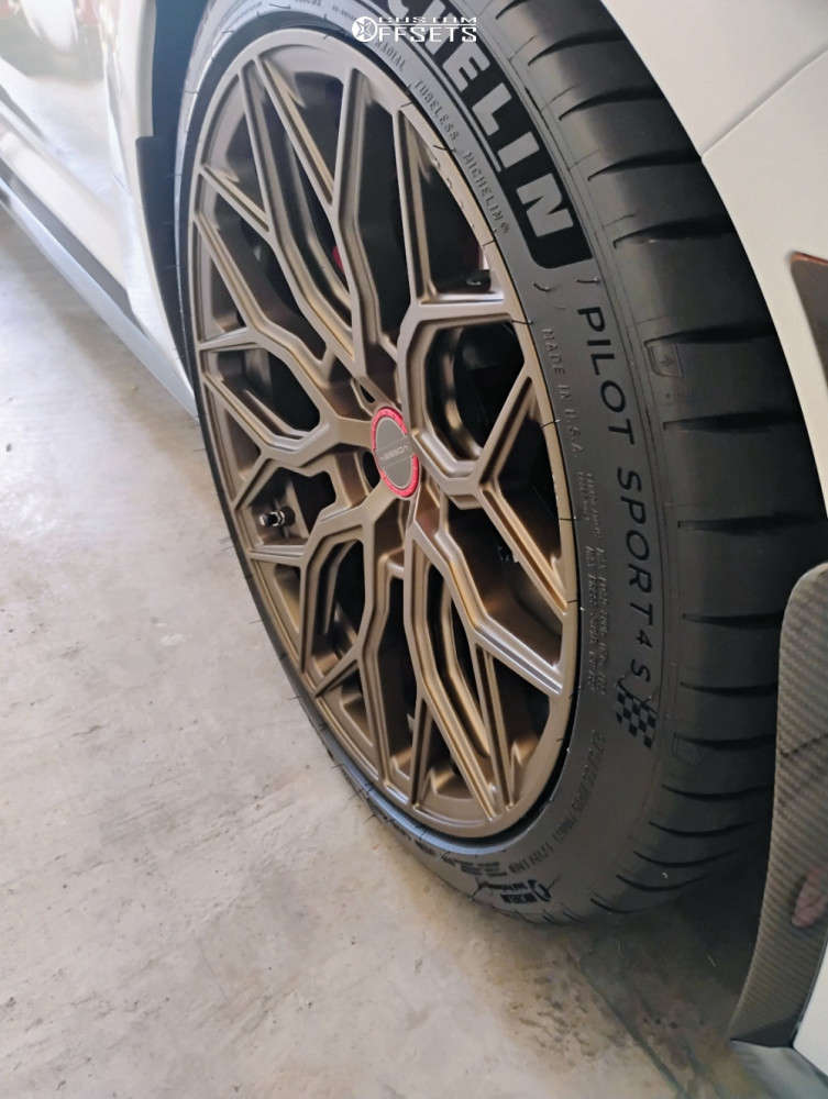 2025 Cadillac CT5 with 19x11 33 Rohana Rfx11 and 275/35R19 Michelin ...
