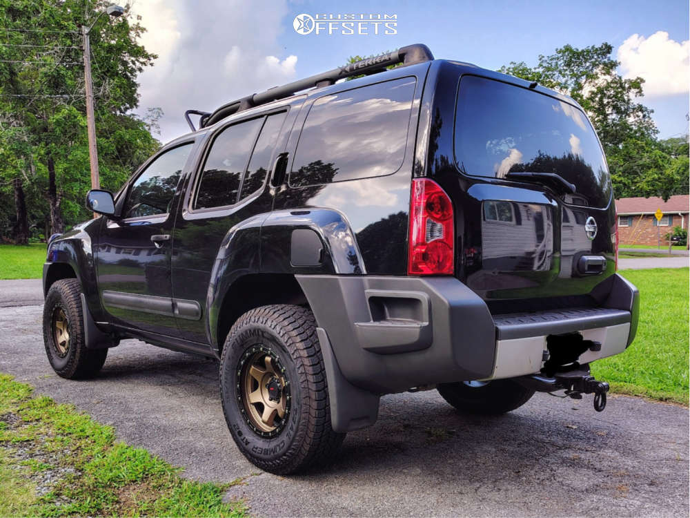 2014 Nissan Xterra with 16x8 0 DX4 Nitro and 265/75R16 Summit Trail ...