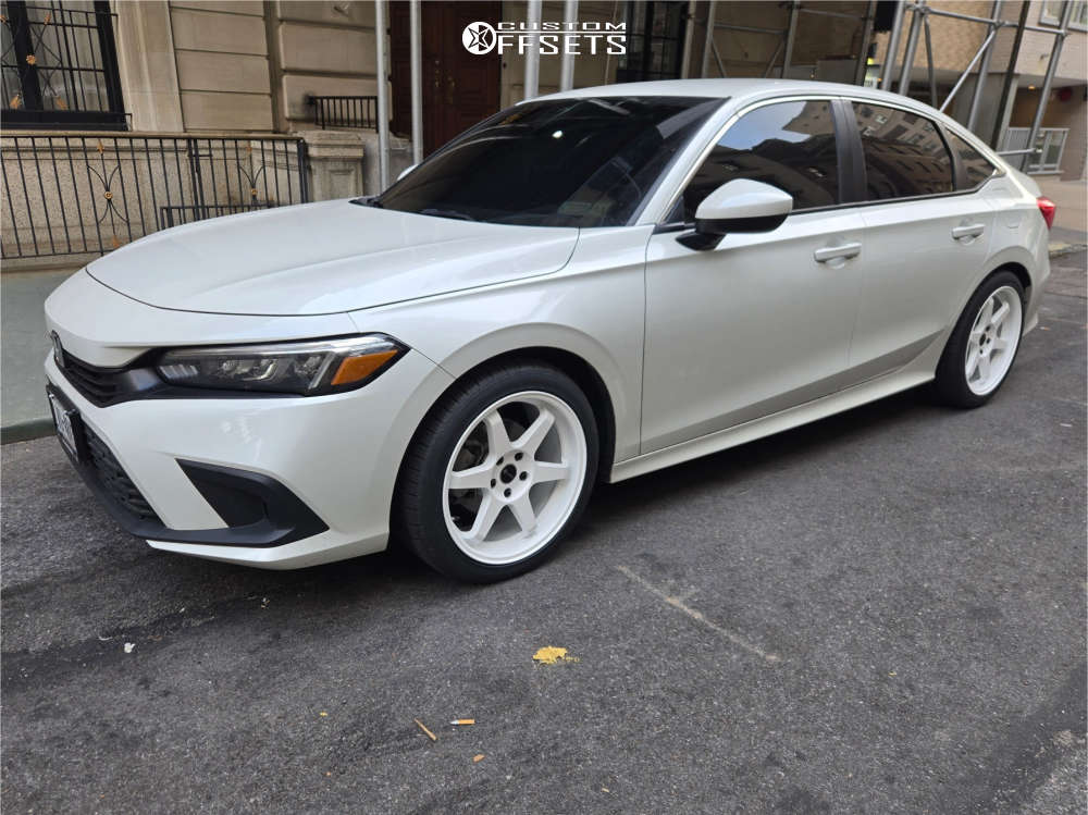 2023 Honda Civic with 18x8.5 35 Vors Tr37 and 245/40R18 Kosic Drs-7 and ...