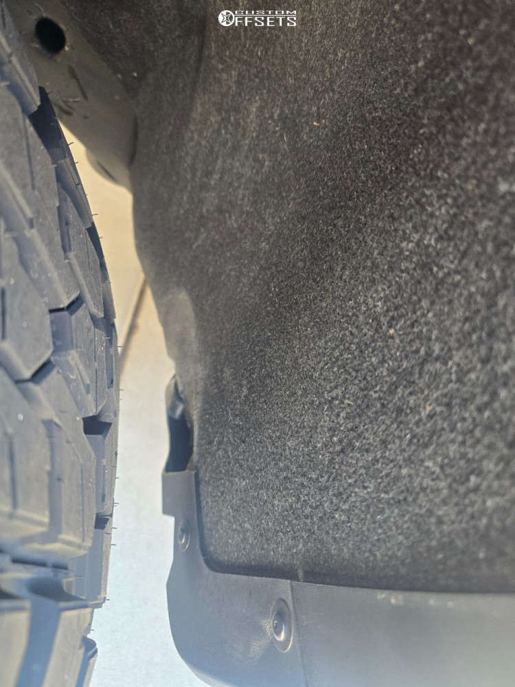 2025 Chevrolet Silverado 1500 with 18x9 0 DTS 603sb and 35/12.5R18 RBP ...