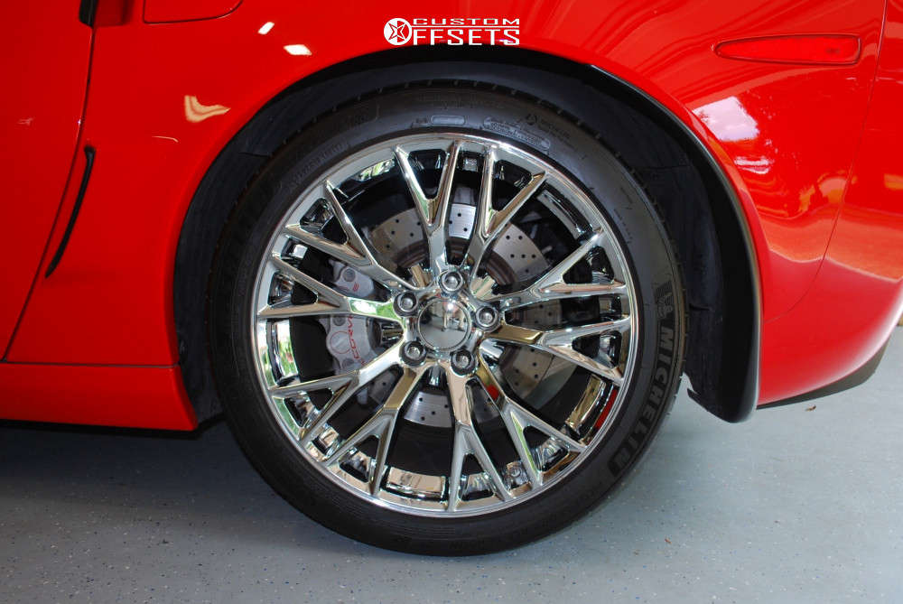 2013 Chevrolet Corvette with 18x9.5 40 Factory Reproductions Fr22 and ...