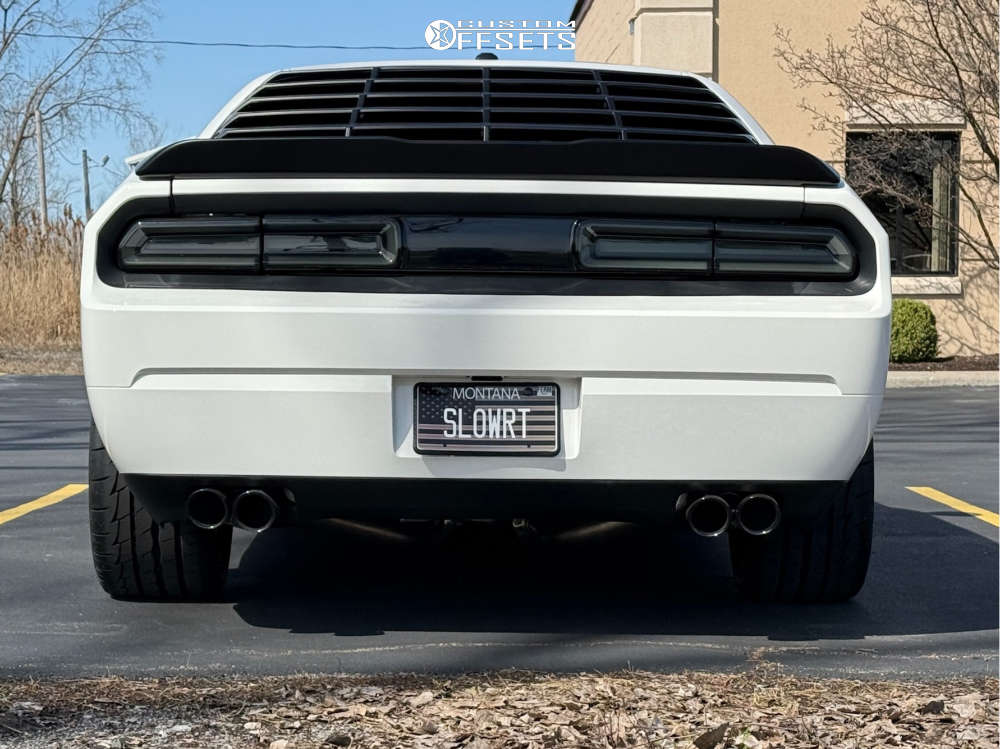 2009 Dodge Challenger with 20x9 20 Voxx Replicas Hellcat and 275/40R20 ...