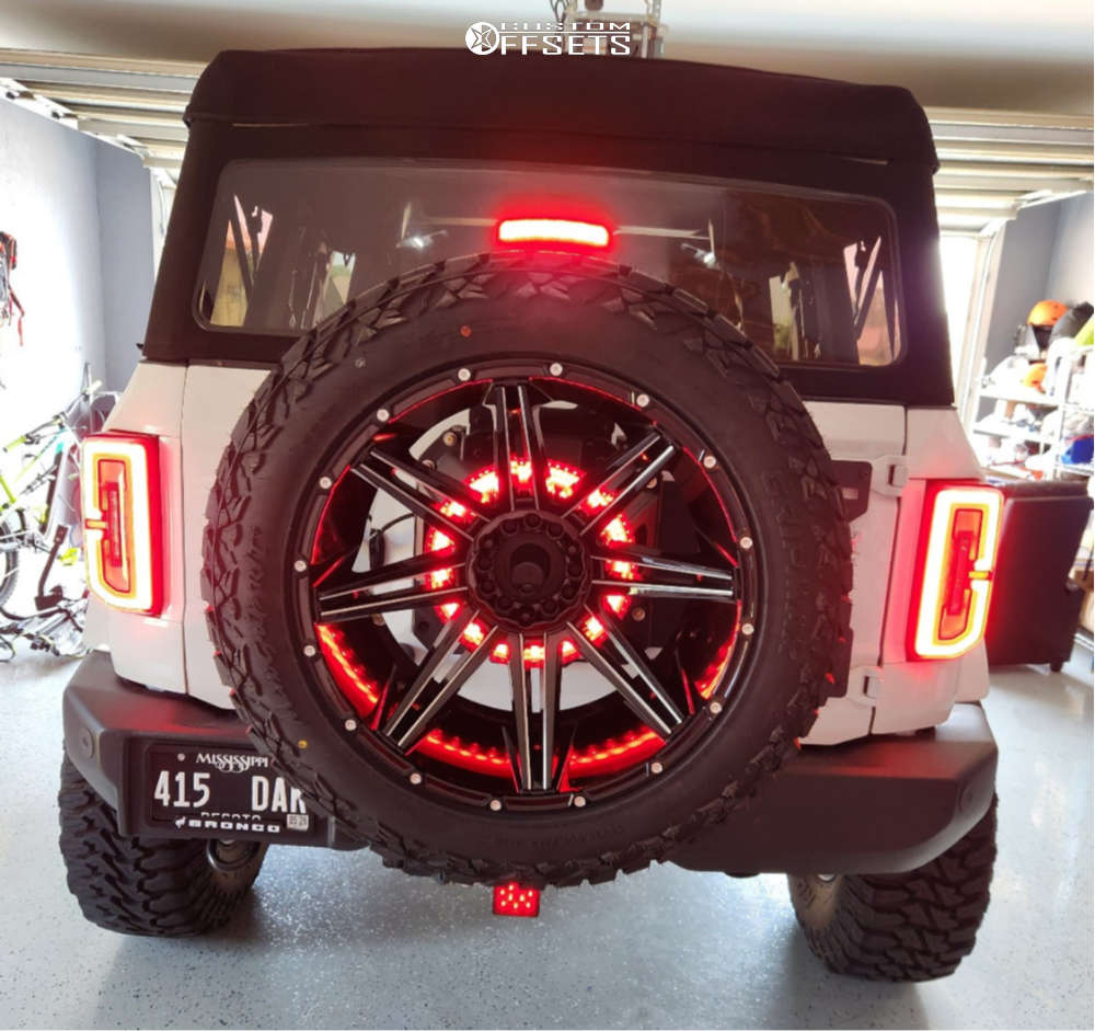 2022 Ford Bronco with 22x12 -44 XF Offroad Xf-220 and 35/12.5R22 ...