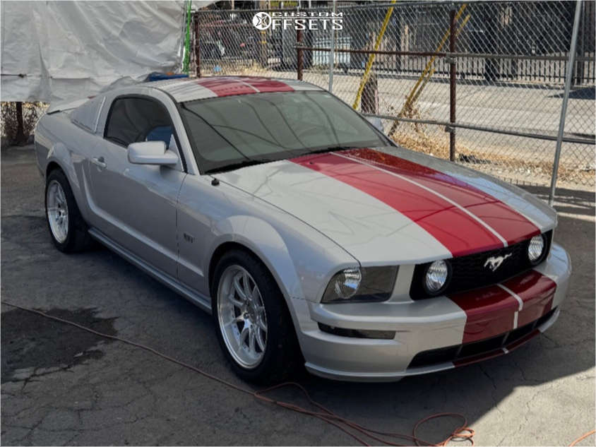 2005 Ford Mustang with 18x9.5 30 Aodhan Ds07 and 275/40R18 Firestone ...