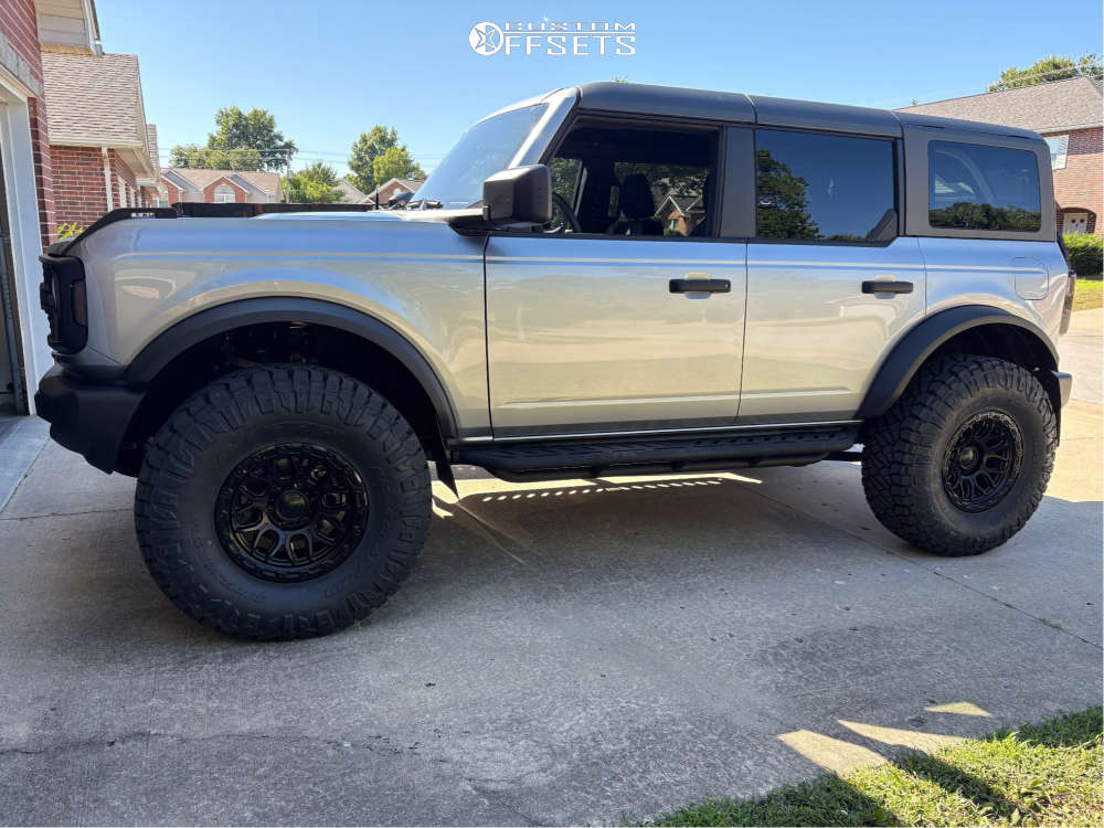 2024 Ford Bronco with 17x9 -12 Fuel Surge and 37/12.5R17 Nitto Ridge ...