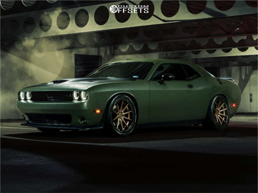 2016 Dodge Charger with 20x9 15 Ferrada Fr4 and 245/35R20 Toyo Tires ...