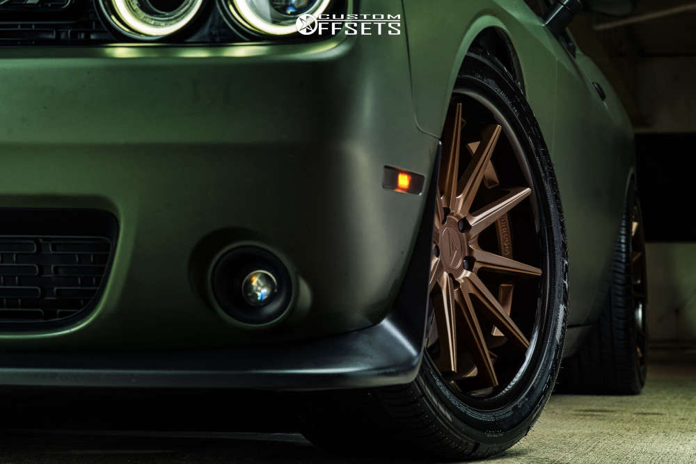 2016 Dodge Charger with 20x9 15 Ferrada Fr4 and 245/35R20 Toyo Tires ...