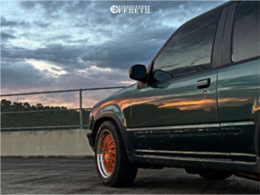 1995 Ford Explorer with 20x8.5 25 Rennen Csl-5 and 255/50R20 Toyo Tires ...