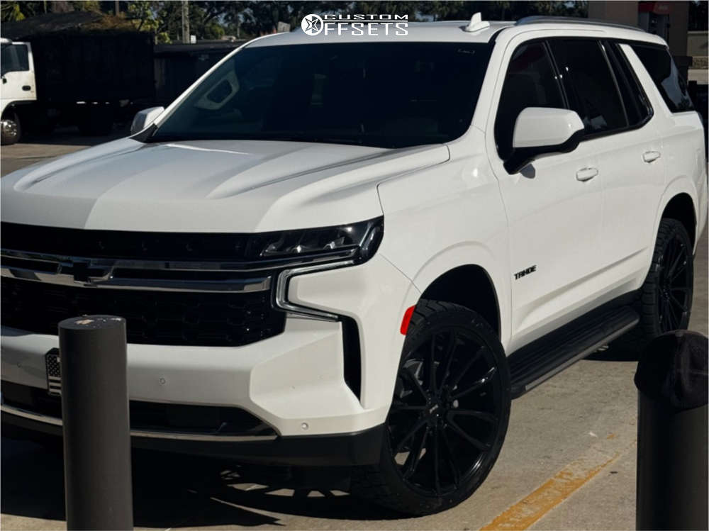 2024 Chevrolet Tahoe with 24x10 30 DUB Clout and 305/35R24 Nitto Recon ...