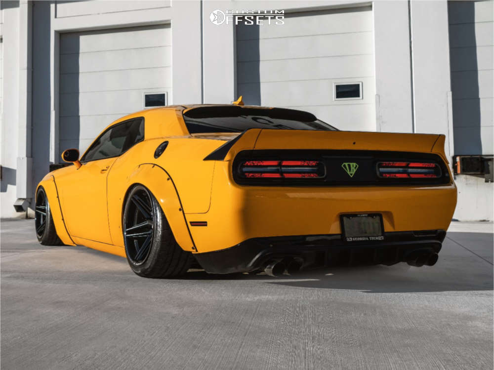 2019 Dodge Challenger with 20x12 0 Ferrada Cm1 and 305/35R20 Firestone ...