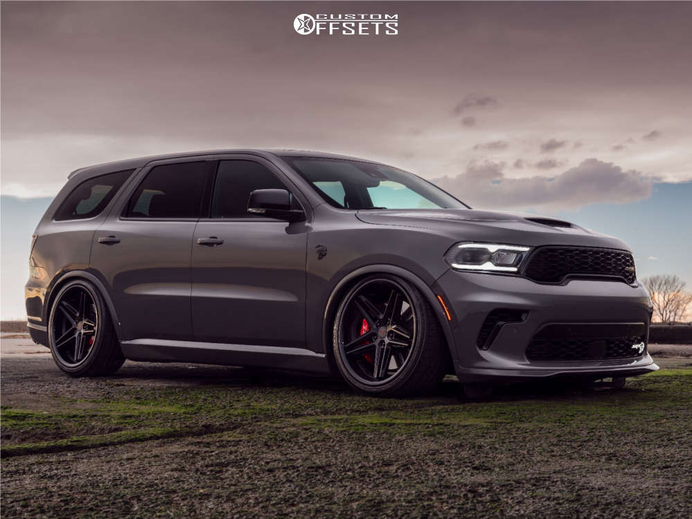 2021 Dodge Durango with 22x10.5 28 Ferrada Cm1 and 285/35R22 Lexani Lx ...